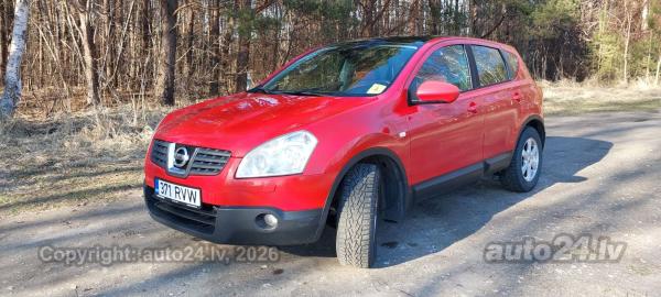 Red Nissan Qashqai 2007 in Parnu, with an engine capacity of 1.60 L and mileage of 182 thousand km for 4600 €, photo 2 on AUTOMOTO.COM.LV