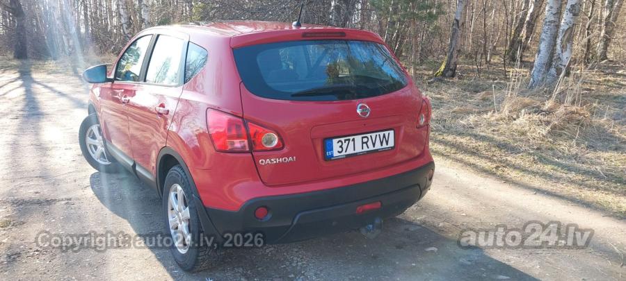 Sarkans Nissan Qashqai 2007 Pērnava, ar dzinēja tilpumu 1.60 L un nobraukumu 182 tūkst. km par 4600 €, foto 6 vietnē AUTOMOTO.COM.LV