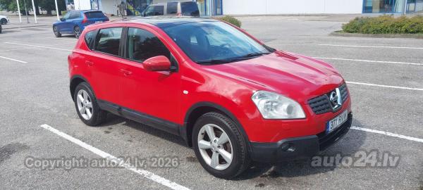 Red Nissan Qashqai 2007 in Parnu, with an engine capacity of 1.60 L and mileage of 184 thousand km for 4000 €, photo 1 on AUTOMOTO.COM.LV