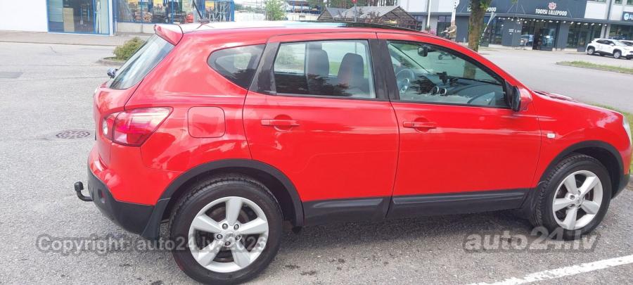 Sarkans Nissan Qashqai 2007 Pērnava, ar dzinēja tilpumu 1.60 L un nobraukumu 184 tūkst. km par 4000 €, foto 5 vietnē AUTOMOTO.COM.LV