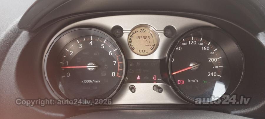 Sarkans Nissan Qashqai 2007 Pērnava, ar dzinēja tilpumu 1.60 L un nobraukumu 184 tūkst. km par 4000 €, foto 12 vietnē AUTOMOTO.COM.LV