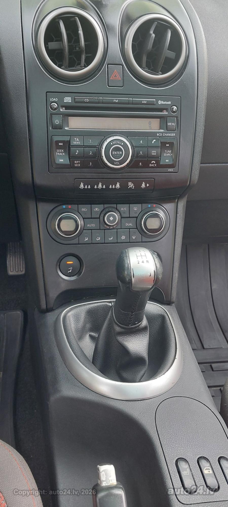 Sarkans Nissan Qashqai 2007 Pērnava, ar dzinēja tilpumu 1.60 L un nobraukumu 184 tūkst. km par 4000 €, foto 13 vietnē AUTOMOTO.COM.LV