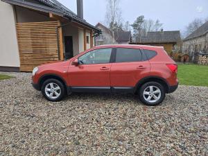 Sarkans Nissan Qashqai 2008 Klaipėda, ar dzinēja tilpumu 1.50 L un nobraukumu 318 tūkst. km par 3850 €, foto 6 vietnē AUTOMOTO.COM.LV
