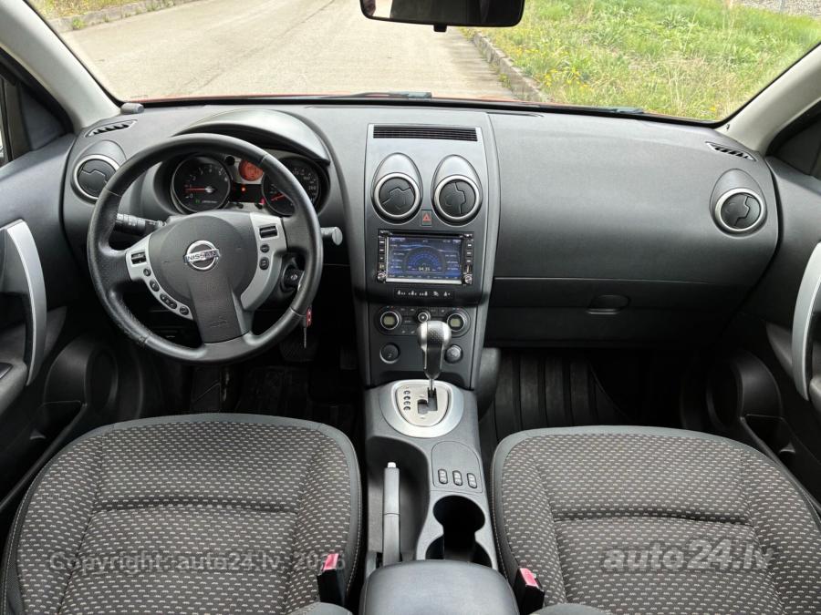 Sarkans Nissan Qashqai 2008 Tallina, ar dzinēja tilpumu 2.00 L un nobraukumu 200 tūkst. km par 3399 €, foto 5 vietnē AUTOMOTO.COM.LV