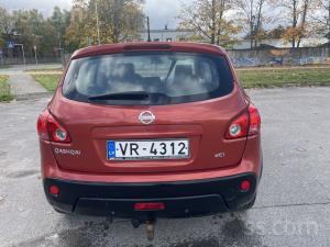 Sarkans Nissan Qashqai 2008 Cēsis, ar dzinēja tilpumu 1.50 L un nobraukumu 251 tūkst. km par 2850 €, foto 4 vietnē AUTOMOTO.COM.LV