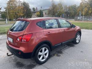Sarkans Nissan Qashqai 2008 Cēsis, ar dzinēja tilpumu 1.50 L un nobraukumu 251 tūkst. km par 2850 €, foto 5 vietnē AUTOMOTO.COM.LV