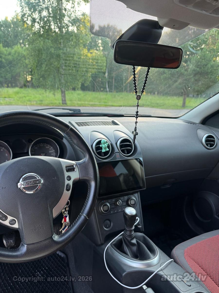 Sarkans Nissan Qashqai 2009 Rīga, ar dzinēja tilpumu 1.50 L un nobraukumu 304 tūkst. km par 3450 €, foto 9 vietnē AUTOMOTO.COM.LV