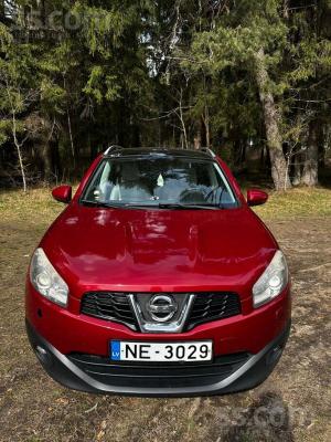 Sarkans Nissan Qashqai 2011 Madona, ar dzinēja tilpumu 2.00 L un nobraukumu 334 tūkst. km par 5990 €, foto 6 vietnē AUTOMOTO.COM.LV