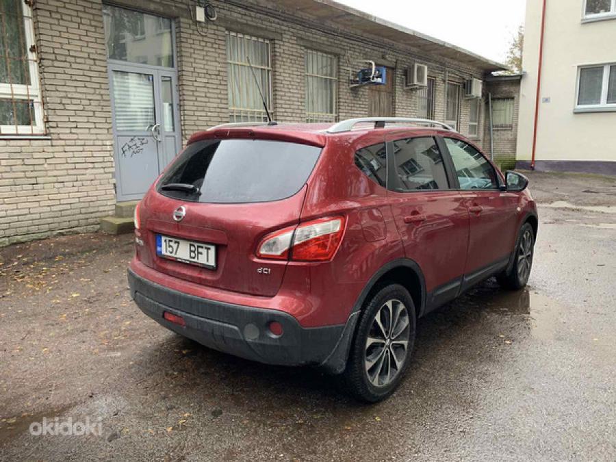 Sarkans Nissan Qashqai 2011 Tallina, ar dzinēja tilpumu 0.00 L un nobraukumu 0 tūkst. km par 4100 €, foto 4 vietnē AUTOMOTO.COM.LV