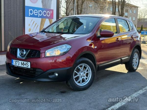 Red Nissan Qashqai 2012 in Paide, with an engine capacity of 1.60 L and mileage of 173 thousand km for 5790 €, photo 3 on AUTOMOTO.COM.LV