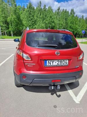 Sarkans Nissan Qashqai 2012 Alūksne, ar dzinēja tilpumu 1.60 L un nobraukumu 202 tūkst. km par 6199 €, foto 3 vietnē AUTOMOTO.COM.LV