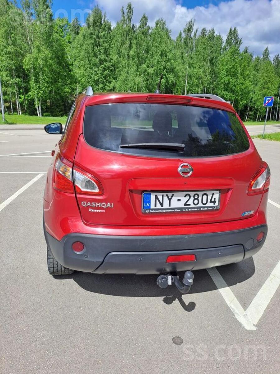 Sarkans Nissan Qashqai 2012 Alūksne, ar dzinēja tilpumu 1.60 L un nobraukumu 202 tūkst. km par 6199 €, foto 3 vietnē AUTOMOTO.COM.LV
