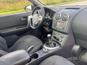 Sarkans Nissan Qashqai 2012 Tallina, ar dzinēja tilpumu 1.60 L un nobraukumu 339 tūkst. km par 4499 €, foto 14 vietnē AUTOMOTO.COM.LV