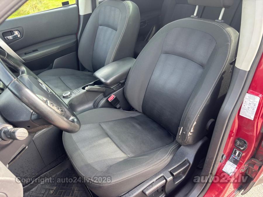 Sarkans Nissan Qashqai 2012 Tallina, ar dzinēja tilpumu 1.60 L un nobraukumu 339 tūkst. km par 4499 €, foto 19 vietnē AUTOMOTO.COM.LV