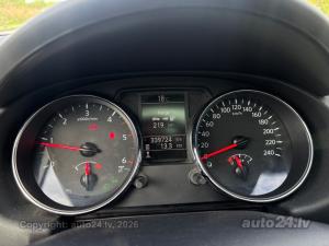 Sarkans Nissan Qashqai 2012 Tallina, ar dzinēja tilpumu 1.60 L un nobraukumu 339 tūkst. km par 4499 €, foto 22 vietnē AUTOMOTO.COM.LV