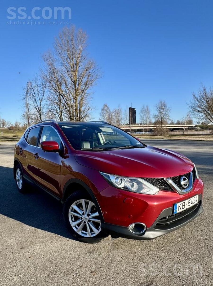 Sarkans Nissan Qashqai 2015 Rīga, ar dzinēja tilpumu 1.50 L un nobraukumu 153 tūkst. km par 8500 €, foto 1 vietnē AUTOMOTO.COM.LV