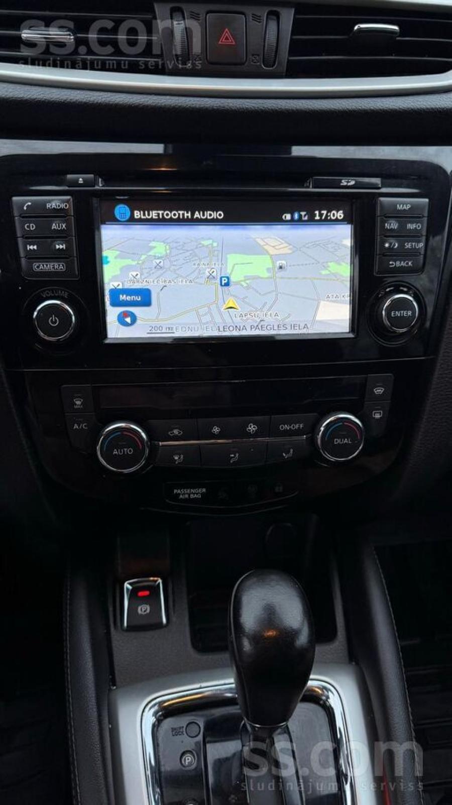 Sarkans Nissan Qashqai 2015 Rīga, ar dzinēja tilpumu 1.20 L un nobraukumu 140 tūkst. km par 5900 €, foto 7 vietnē AUTOMOTO.COM.LV