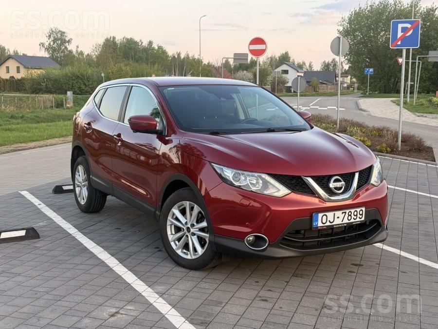 Sarkans Nissan Qashqai 2016 Rīga, ar dzinēja tilpumu 1.20 L un nobraukumu 108 tūkst. km par 8900 €, foto 1 vietnē AUTOMOTO.COM.LV