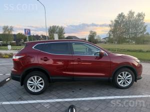 Sarkans Nissan Qashqai 2016 Rīga, ar dzinēja tilpumu 1.20 L un nobraukumu 108 tūkst. km par 8900 €, foto 8 vietnē AUTOMOTO.COM.LV