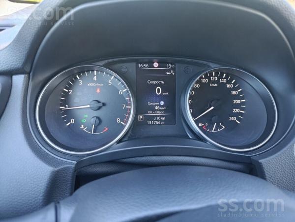 Red Nissan Qashqai 2018 in Riga, with an engine capacity of 1.20 L and mileage of 132 thousand km for 11500 €, photo 4 on AUTOMOTO.COM.LV
