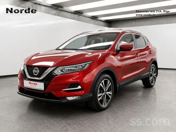 Red Nissan Qashqai 2020 in Riga, with an engine capacity of 1.30 L and mileage of 90 thousand km for 15790 €, photo 1 on AUTOMOTO.COM.LV