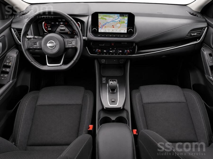 Red Nissan Qashqai 2022 in Riga, with an engine capacity of 1.30 L and mileage of 61 thousand km for 21980 €, photo 10 on AUTOMOTO.COM.LV