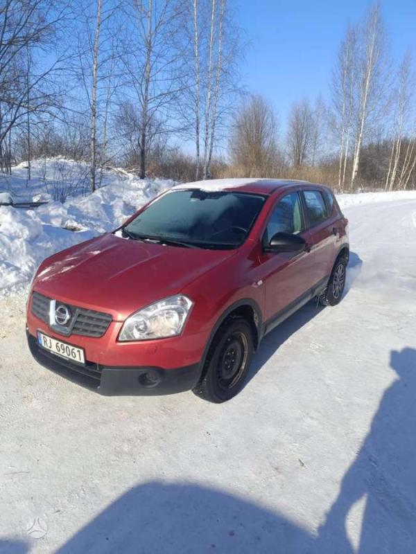 Sarkans Nissan Qashqai 2007 Ignalina, ar dzinēja tilpumu 1.46 L un nobraukumu 110 tūkst. km par 2100 €, foto 1 vietnē AUTOMOTO.COM.LV