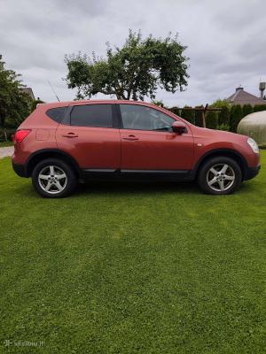 Sarkans Nissan Qashqai 2009 Utena, ar dzinēja tilpumu 2.00 L un nobraukumu 301 tūkst. km par 3500 €, foto 3 vietnē AUTOMOTO.COM.LV