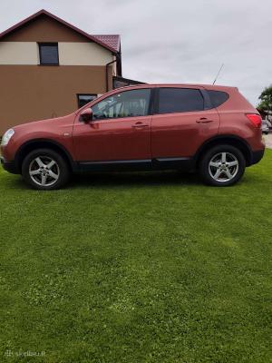 Sarkans Nissan Qashqai 2009 Utena, ar dzinēja tilpumu 2.00 L un nobraukumu 301 tūkst. km par 3500 €, foto 4 vietnē AUTOMOTO.COM.LV