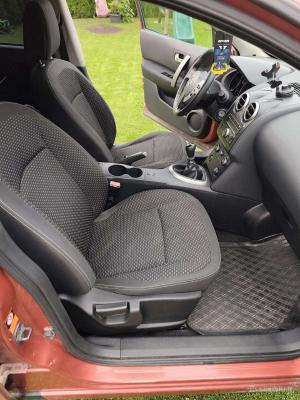 Sarkans Nissan Qashqai 2009 Utena, ar dzinēja tilpumu 2.00 L un nobraukumu 301 tūkst. km par 3500 €, foto 9 vietnē AUTOMOTO.COM.LV