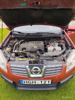 Sarkans Nissan Qashqai 2009 Utena, ar dzinēja tilpumu 2.00 L un nobraukumu 301 tūkst. km par 3500 €, foto 10 vietnē AUTOMOTO.COM.LV