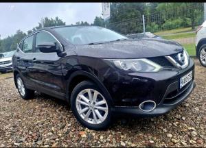 Red Nissan Qashqai 2014 in Radviliskis, with an engine capacity of 1.50 L and mileage of 259 thousand km for 7650 €, photo 5 on AUTOMOTO.COM.LV