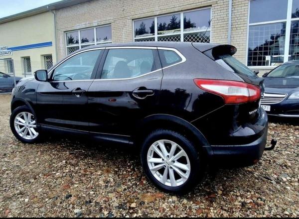 Sarkans Nissan Qashqai 2014 Radviliškis, ar dzinēja tilpumu 1.50 L un nobraukumu 259 tūkst. km par 7650 €, foto 6 vietnē AUTOMOTO.COM.LV