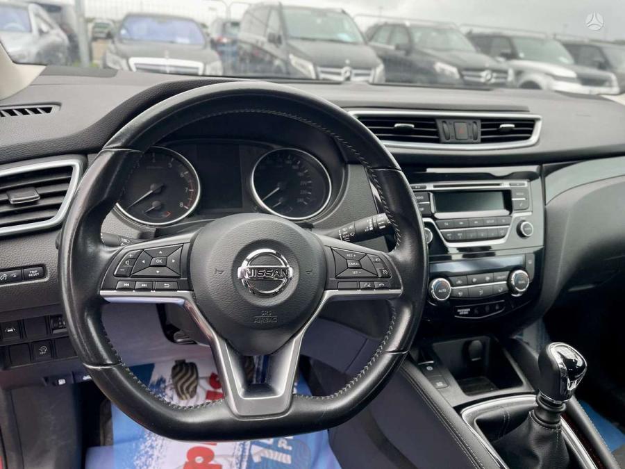 Sarkans Nissan Qashqai 2019 Viļņa, ar dzinēja tilpumu 1.33 L un nobraukumu 143 tūkst. km par 6800 €, foto 11 vietnē AUTOMOTO.COM.LV