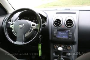 Красный Ниссан Кашкай 2011 в Тарту, объемом двигателя 2.00 л и пробегом 250 тыс. км за 4500 €, фото 14 на AUTOMOTO.COM.LV