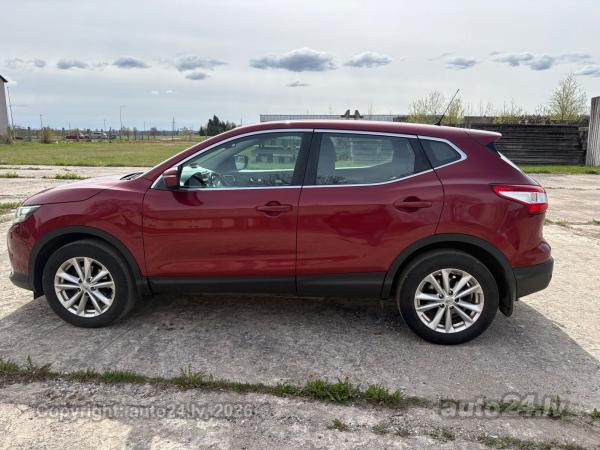 Sarkans Nissan Qashqai 2014 Rakvere, ar dzinēja tilpumu 1.20 L un nobraukumu 181 tūkst. km par 6850 €, foto 6 vietnē AUTOMOTO.COM.LV