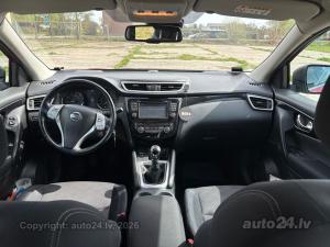 Sarkans Nissan Qashqai 2014 Rakvere, ar dzinēja tilpumu 1.20 L un nobraukumu 181 tūkst. km par 6850 €, foto 8 vietnē AUTOMOTO.COM.LV