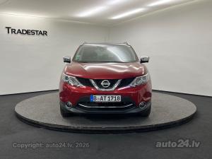 Красный Ниссан Кашкай 2014 в Пярну, объемом двигателя 1.20 л и пробегом 67 тыс. км за 9990 €, фото 3 на AUTOMOTO.COM.LV