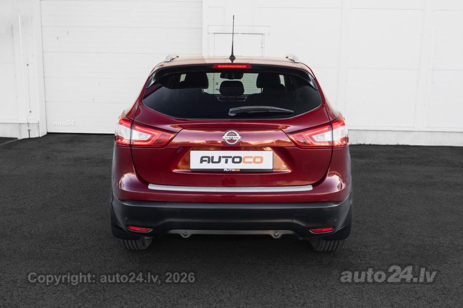 Sarkans Nissan Qashqai 2015 Tallina, ar dzinēja tilpumu 1.20 L un nobraukumu 202 tūkst. km par 8999 €, foto 8 vietnē AUTOMOTO.COM.LV