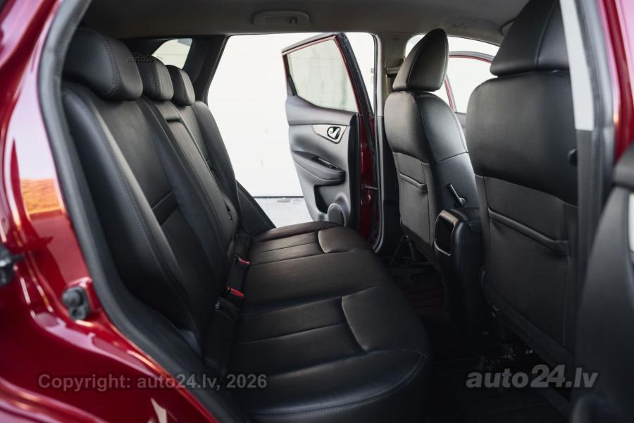 Sarkans Nissan Qashqai 2015 Tallina, ar dzinēja tilpumu 1.20 L un nobraukumu 202 tūkst. km par 8999 €, foto 12 vietnē AUTOMOTO.COM.LV