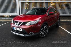 Red Nissan Qashqai 2015 in Tallinn, with an engine capacity of 1.20 L and mileage of 143 thousand km for 8499 €, photo 1 on AUTOMOTO.COM.LV