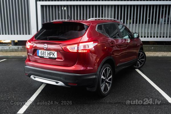 Nissan Qashqai 2015 Tallina vietnē Sarkans Nissan Qashqai 2015 Tallina, ar dzinēja tilpumu 1.20 L un nobraukumu 143 tūkst. km par 8499 €, foto 5 vietnē AUTOMOTO.COM.LV