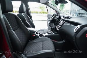 Red Nissan Qashqai 2015 in Tallinn, with an engine capacity of 1.20 L and mileage of 143 thousand km for 8499 €, photo 7 on AUTOMOTO.COM.LV