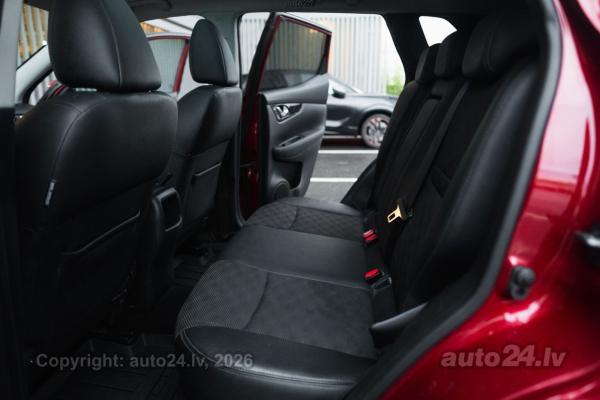 Nissan Qashqai 2015 Tallina vietnē Sarkans Nissan Qashqai 2015 Tallina, ar dzinēja tilpumu 1.20 L un nobraukumu 143 tūkst. km par 8499 €, foto 10 vietnē AUTOMOTO.COM.LV