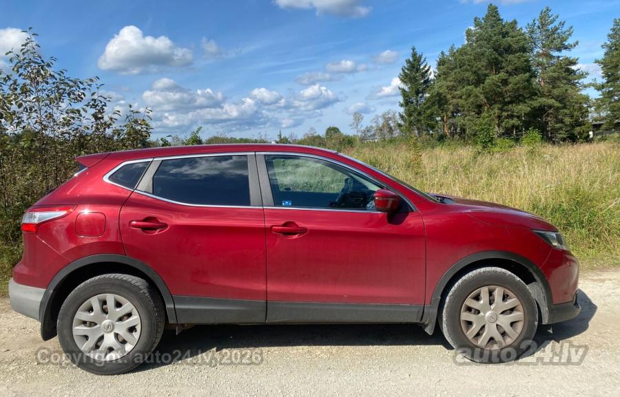 Sarkans Nissan Qashqai 2016 Tallina, ar dzinēja tilpumu 1.20 L un nobraukumu 63 tūkst. km par 10400 €, foto 11 vietnē AUTOMOTO.COM.LV