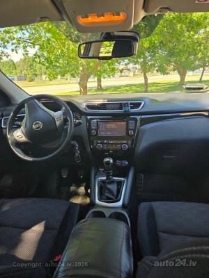 Sarkans Nissan Qashqai 2016 Viljandi, ar dzinēja tilpumu 1.20 L un nobraukumu 240 tūkst. km par 5500 €, foto 10 vietnē AUTOMOTO.COM.LV