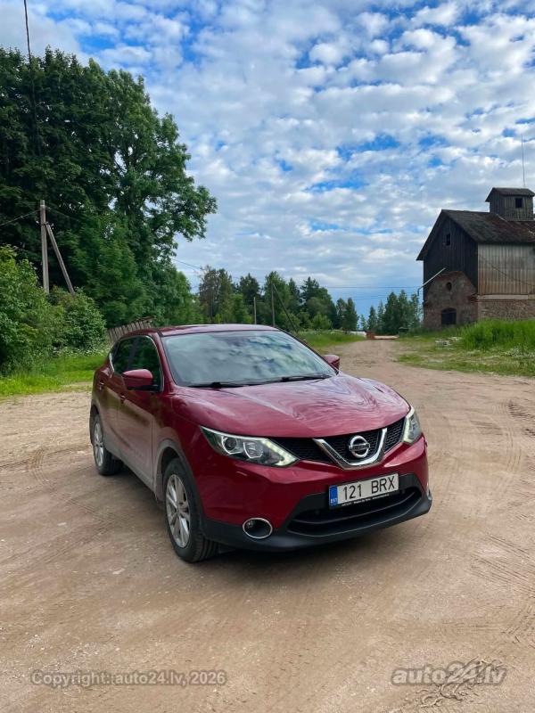 Red Nissan Qashqai 2016 in Tallinn, with an engine capacity of 1.20 L and mileage of 159 thousand km for 8499 €, photo 2 on AUTOMOTO.COM.LV