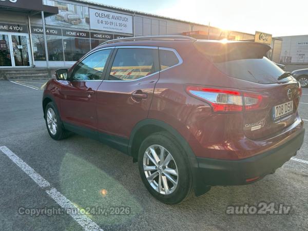 Sarkans Nissan Qashqai 2017 Pērnava, ar dzinēja tilpumu 1.20 L un nobraukumu 81 tūkst. km par 9250 €, foto 4 vietnē AUTOMOTO.COM.LV