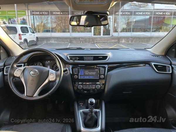 Sarkans Nissan Qashqai 2017 Pērnava, ar dzinēja tilpumu 1.20 L un nobraukumu 81 tūkst. km par 9250 €, foto 5 vietnē AUTOMOTO.COM.LV