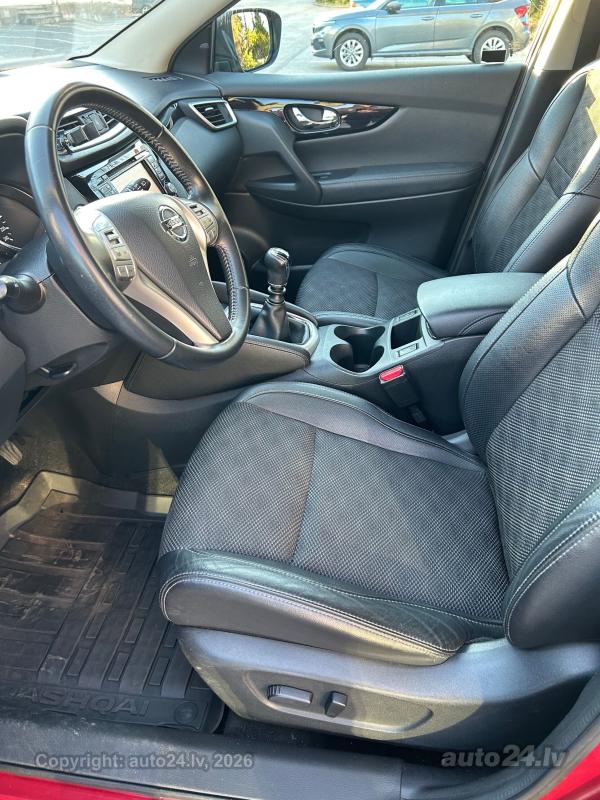 Sarkans Nissan Qashqai 2017 Pērnava, ar dzinēja tilpumu 1.20 L un nobraukumu 81 tūkst. km par 9250 €, foto 6 vietnē AUTOMOTO.COM.LV